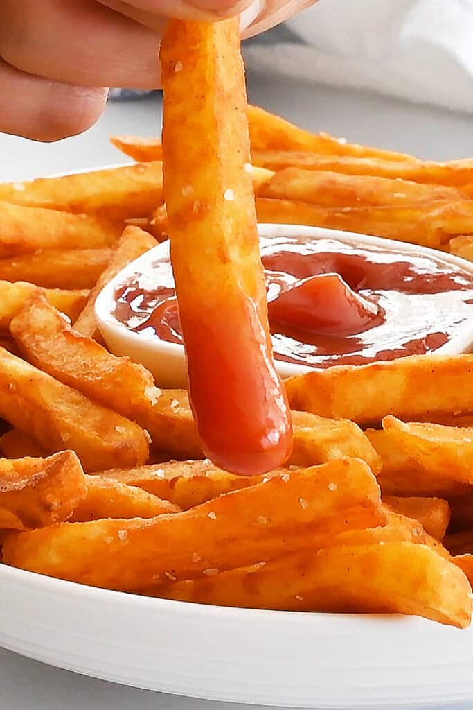 Crispy Frozen French Fries in the Air Fryer | Air Fryer Dinners